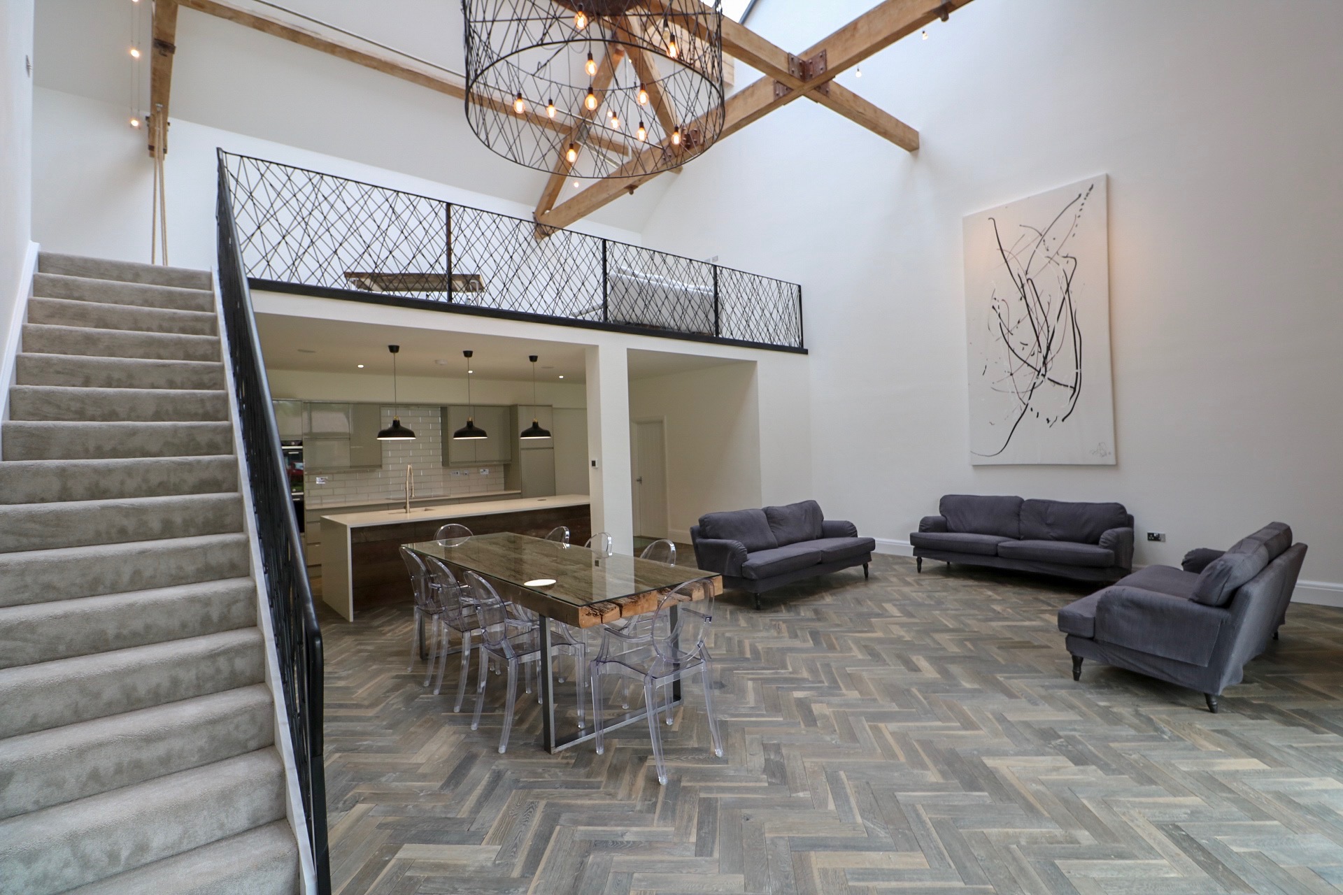 STATION HOUSE - Aston Knowles